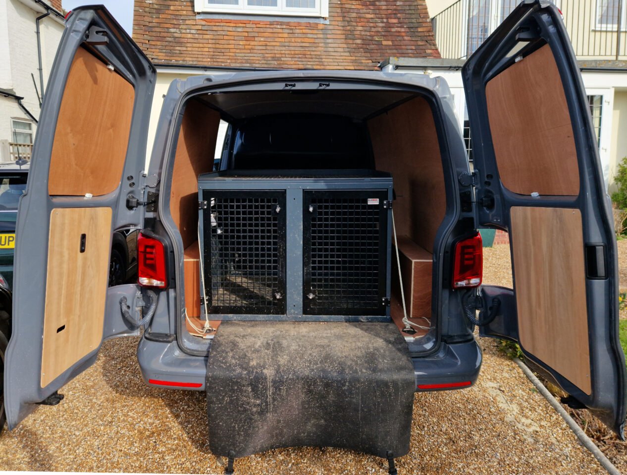 Van Ply Lining Services - Protect Your Van | Commercial Vehicle Contracts