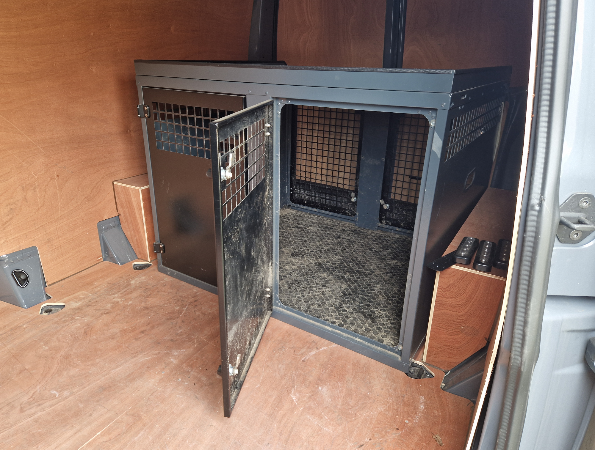 Van Ply Lining Services - Protect Your Van | Commercial Vehicle Contracts