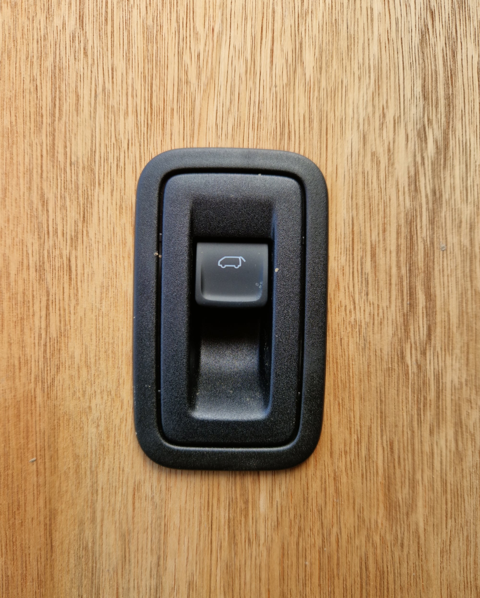 Van Ply Lining Services - Protect Your Van | Commercial Vehicle Contracts