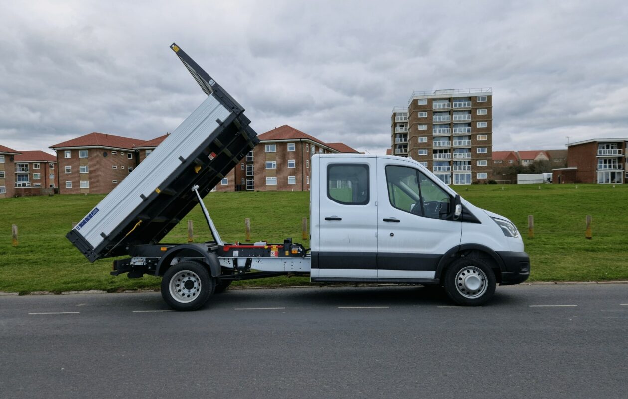 Tipper Van Lease Deals UK - 25+ Years Experience | Commercial Vehicle ...