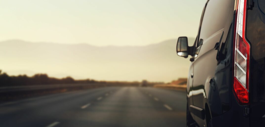 Van speed limit rules UK | Commercial Vehicle Contracts | Commercial ...