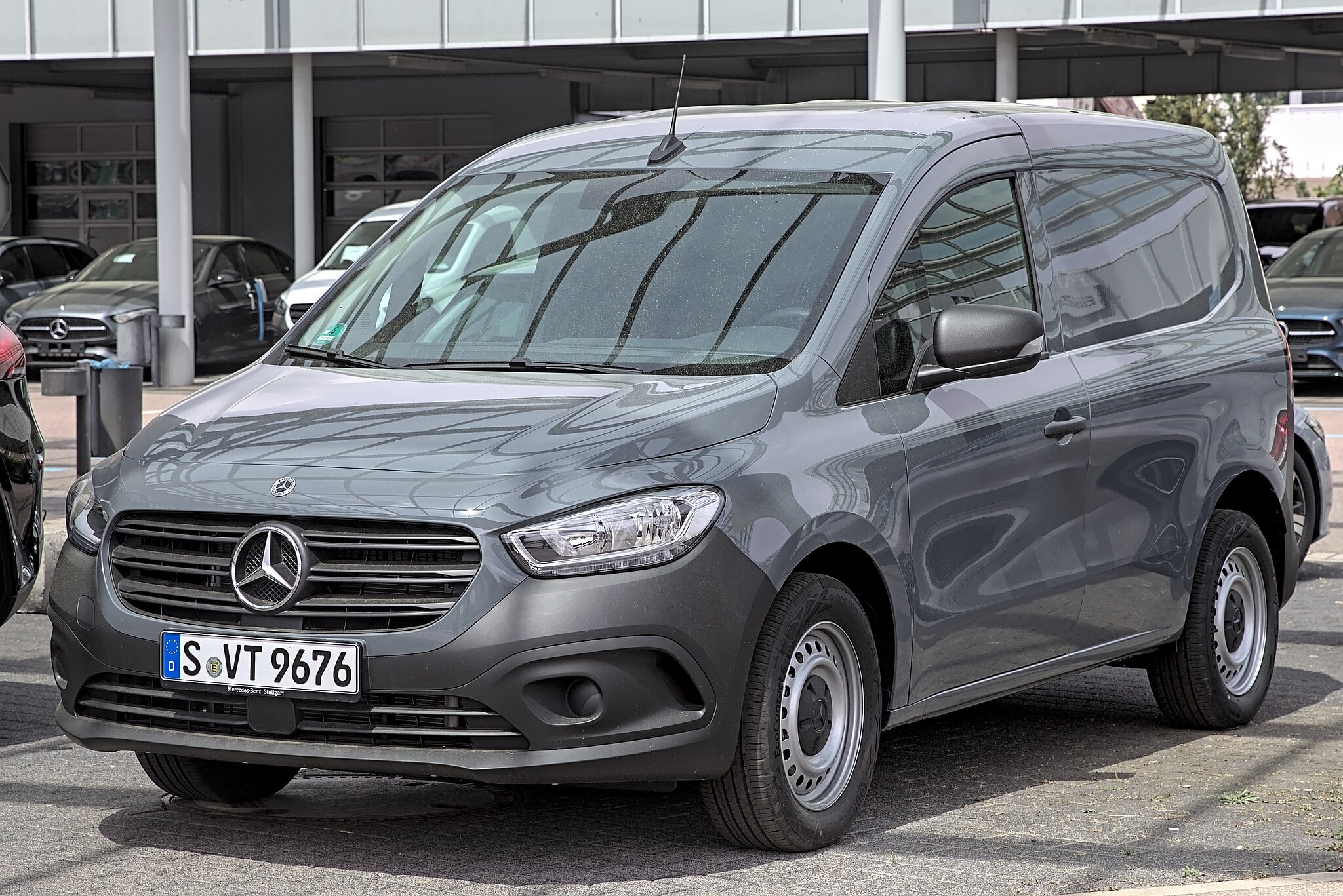 The Overlooked Champion: Mercedes Citan as a Small Van Lease Option ...