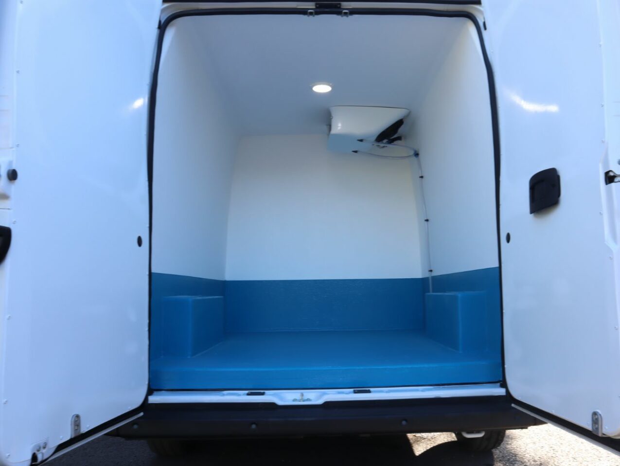 Bespoke Fridge & Freezer Van Conversion Leasing Service | Commercial ...